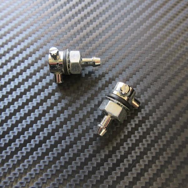 クローム　ウォッシャーノズル ダブル出しWASHER JET TWIN CHROMEクロームメッキ製のウォッシャーノズル吹き出し口はダブルタイプです品番：GWW801※表示は1個の価格です※ネコポス対応商品