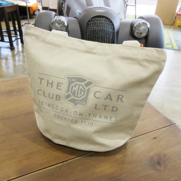 MG CAR CLUB バケットバッグ 帆布 ABINGDON-ON-THAMES FOUNDED 1930MG CAR CLUB BUCKET BAGサイズ（ｍｍ）タテ290*ヨコ360*マチ150全長（取っ手含む）：410ナチュラルな帆...