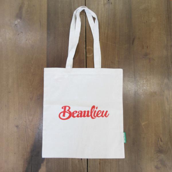 Beaulieu トートバック リサイクルコットンTote bag素材：綿サイズ（mm）：タテ420*ヨコ380（ハンドルは除く）絵柄：・Beaulieu プリント（ビューリーは英国ニューフォレスト国立公園内にあります。世界の名車が展示され...