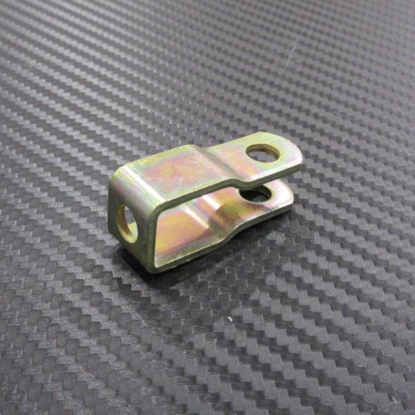 ブレーキマスター クレビスCLEVIS. Brake or Clutch Masterクラッチマスターやブレーキマスター用のクレビス車側のプッシュロッド径に合わせて穴を広げる加工が必要な場合があります品番：J-4740-000取りつけ穴（m...