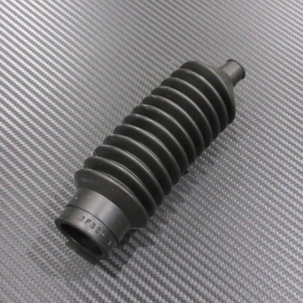 ロータスエリーゼ Mk1,2のアルミステアリングラック用のステアリングラックブーツですインナー内径：33mmアウター内径：11mm全長：約185mm1台で2本使用します表示は1本の価格です車種：LOTUS ELISE S1,S2（アルミステ...