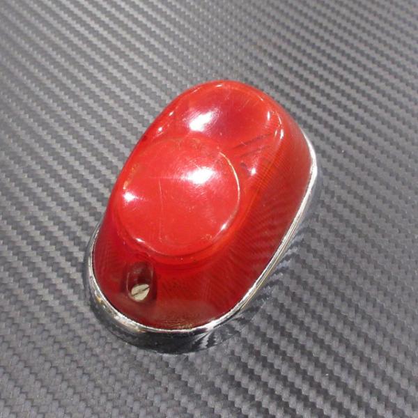 ウィンガード テールランプロータスセブンなどのテール、ストップランプに使用しています当時物の貴重なランプのレンズとベゼルのセットですクロームベゼル内側に、WINGARD MADE IN ENGLANDの刻印がありますレンズに大きな割れなどは...