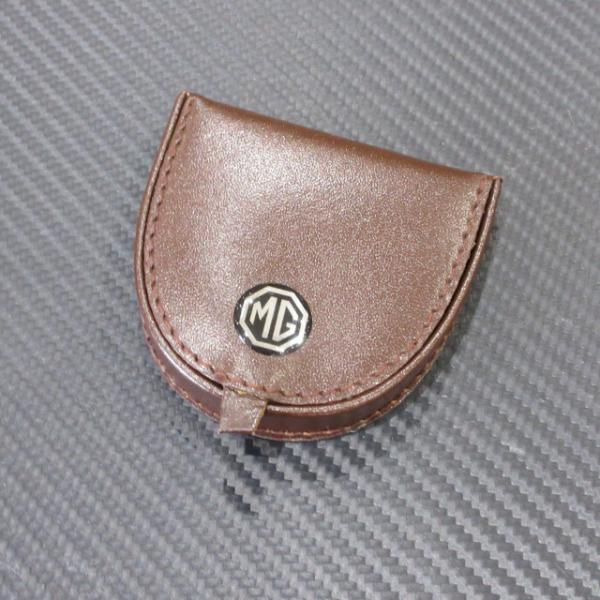MG owners club コインケース ブラウンレザーMG owners club Tray Coin Holder サイズ(mm)：85*90*15表面にロゴステッカー付き（径20mm)4951