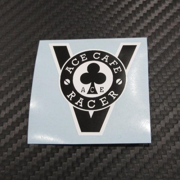 エースカフェレーサー V  ステッカーACE CAFE RACER The "V" Stickerサイズ(mm)：50*50、エースカフェロゴ箇所 径34mm外貼り仕様