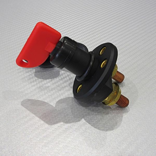 AUTO ELECTRIC バッテリーマスタースイッチ 2極電圧・電流12V-24V,200Aサイズ本体:76mmスイッチ付いた場合:106mm台座固定の穴径:5mm x4仕様取り外し可能スイッチ用途燃料または電源の遮断、盗難防止など。※電...