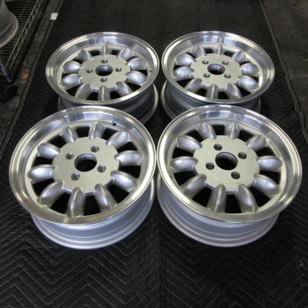 PERFORMANCE アルミホイール 4本セット 新品 ／ Caterham De-Dion AxleケーターハムのDe-Dion Axle用ホイール4本セットカラー：シルバー サイズ−J：15−6PCD：108セット：オフセット25程度...