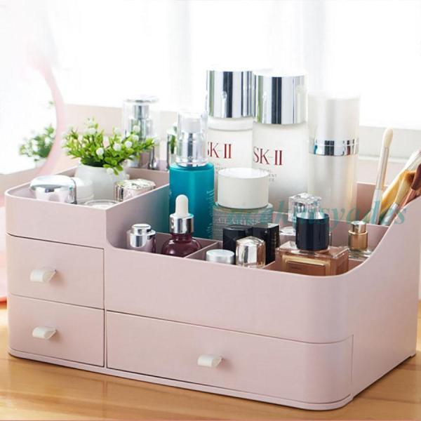 【発売日：2024年07月18日】かわいい北欧風の新メイクボックス登場！☆大容量なので化粧品やメイク道具をスッキリ収納引き出しがついているので、散らかった小物類などもまとめて収納できます☆新耐衝撃性であるポリスチレン素材を採用これまでよりも...