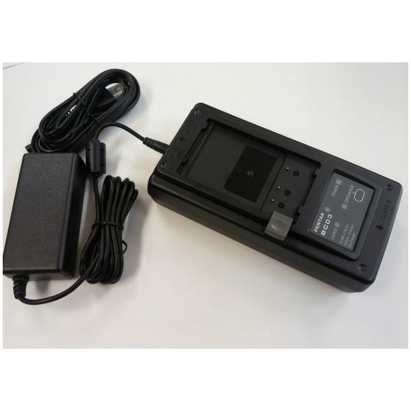 ペンタックス測量機トータルステーション用のバッテリーチャージャー（充電器）です。【対応バッテリー】ペンタックス　BP02