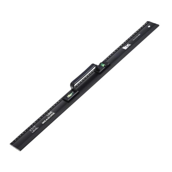 軽くて丈夫なアルミ製！カッター使用時の安全性を高める取っ手付きのアルミ定規です。水準器を2個内蔵し水平の目安を確認できます。机や柱などの水平目安確認にも。カッターの刃が食い込みにくい加工で、DIYや建築作業に最適です。[仕様]本体サイズ：6...