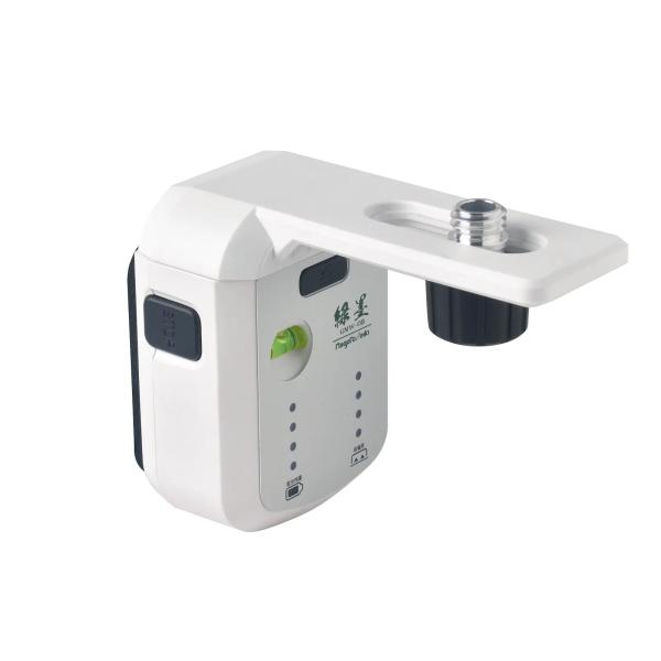 蛸のように吸着したら離さない！緑墨用のバキュームベースです。どんな場所でも電動式吸盤でがっちり吸着します。グリーンレーザー緑墨の地墨ポイントも照射可能で下げ振りとしても使用可能です。バッテリー内蔵の充電タイプ。USB Type-Cのインター...