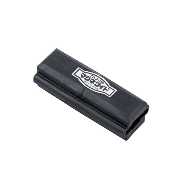 ●ドライバーをワンタッチでマグネットドライバーにすることができ、脱磁も簡単に行えます●着磁したドライバーで上向き・横向きのネジ締めや狭い場所での作業も、片手で楽に行えます●磁束密度約10ミリテスラ（mT）　　　※10ガウス（G）＝1ミリテス...