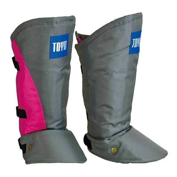 ●刈払機の使用時、「傷害リスクを最小限に」と考えた山林作業防護具。●刈払機の事故の多くは脚部、特に膝から下の接触事故から、足下を甲の部分までしっかりガードします。●高強度の繊維を使用しているので、軽量で柔らかく脚部にフィット。[素材]表　地...