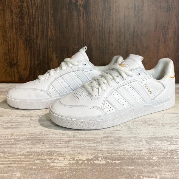 【adidas skateboarding】MODEL:TYSHAWN  LOWCOLOR : WHITE/WHITEタイショーン・ジョーンズのレガシーを受け継ぐモデルが、今季はローカットで登場。従来のアイコニックな特徴をキープしつつ、上質...