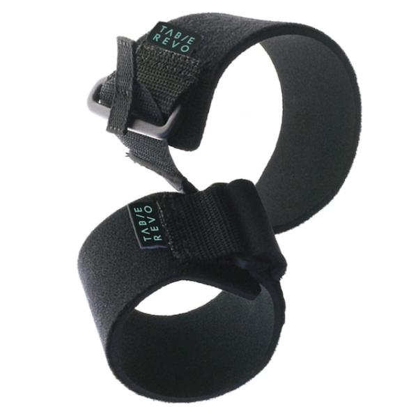 TABIE REVO ANKLE BAND(足首用バンド)Size:Free(~30cm)特徴ウェットスーツの上やブーツ、グローブの上からバンドを巻くことで水の浸入をかなり軽減できます。またベルクロ部のバンドを長くすることで着け外しが楽にな...