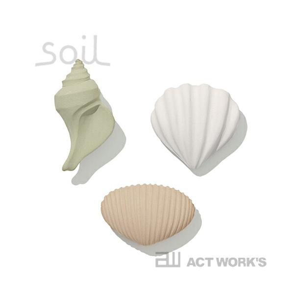 大人気の吸湿性の高い自然素材、珪藻土(けいそうど)でつくられた調湿剤が珪藻土のもとになる「海」「湖」をイメージした貝殻の形になりました。塩などの調味料容器に入れておくと調味料が固まらず、快適にお使いいただけます。3種類の形に3つのカラーでキ...