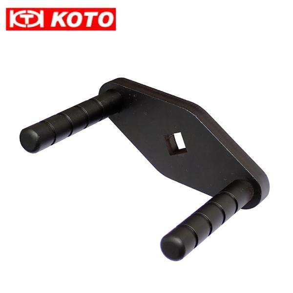 【商品詳細】・商品品番：LAT-100・参考純正品番：・JANコード：4582281271448【商品説明】【商品特徴】●ロアアームのブッシュ交換時にロアアームを下げる補助工具。●ロアアームに挟み込みスピンナハンドル等を繋いで「てこの原理」...