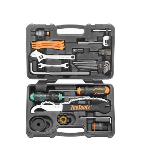 メーカー IceToolzサイズ 収納ケース：305mm×210mm×65mm 特徴 セット内容（合計16点）・04C2 クランクツール （コッタレスクランク抜き）・29B2 チェーン切り （6、7、8、9、10段用）・64P3 POMタイ...