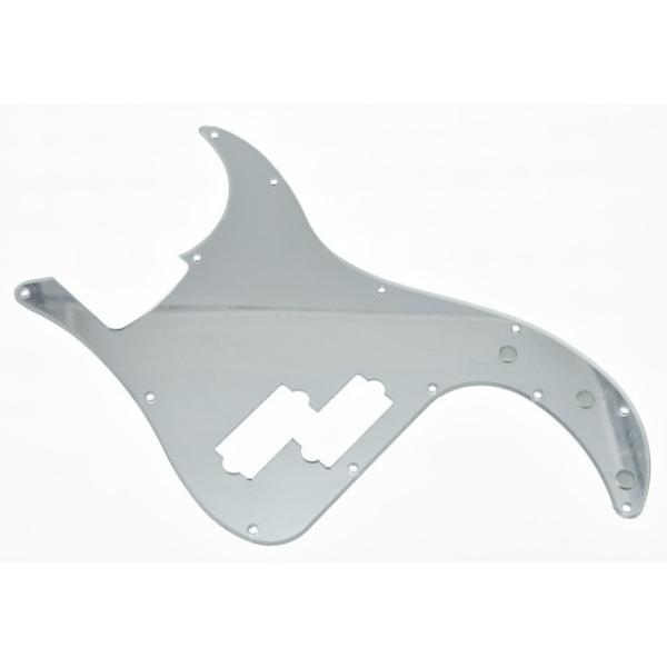 素材　METAL,プラスチック色: ミラー 1 層 (アクリル製、金属ではありません)この商品は、米国またはメキシコ製の標準 13 穴フェンダー P ベースにのみ適合ピックガードの保護フィルムを剥がしてお使いください。