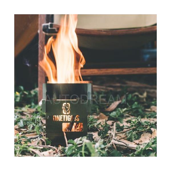 レーザーカットされたこのストーブは、折りたたまれ簡単に持ち運びできるように分解できます。錆びやすい市販のものよりも優れており、使用しないときはナイロンシェルで保護します。木材、アルコールまたは燃料タブレットストーブ、風防、フィンランド/スウ...