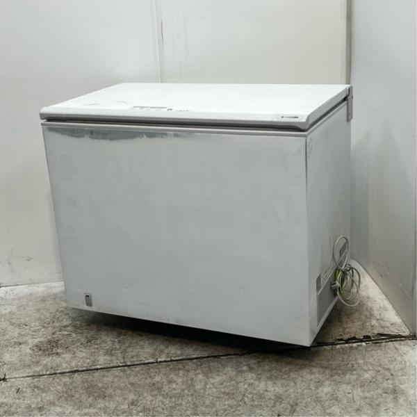 ■管理番号：4400000126359■メーカー：サンデン■型番：SH-360X■電源：単相100V■周波数：50/60Hz■消費電力：82/87W■温度帯：冷凍：-20℃以下■内容量：冷凍：358L　冷凍食品 約185kg■外形寸法：W1...