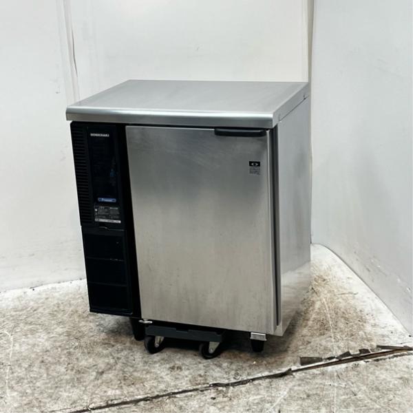 ■管理番号：4400000127954■メーカー：ホシザキ■型番：FT-63PTE1■電源：単相100V■周波数：50/60Hz■消費電力：冷却時：125/130・霜取時：100/100W■温度帯：冷凍：-20℃以下■内容量：冷凍：73L■...