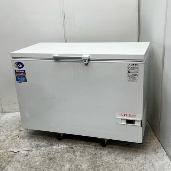 ■管理番号：4400000134272■メーカー：ダイレイ■型番：DF-300D4■電源：単相100V■周波数：50/60Hz■消費電力：536/562W■温度帯：冷凍：-60±3℃■内容量：冷凍：284L■外形寸法：W1260 x D70...