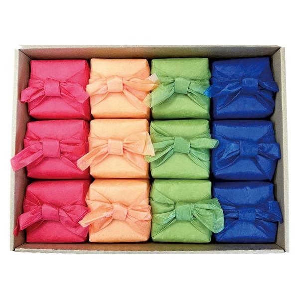 【商品名】 新潟県産こしひかり・笹川流れ極塩ギフトセット 【内容】新潟県産コシヒカリ 300g ×10、笹川流れの塩 20g ×2 【箱サイズ】25×33×8.5cm 【商品について】日本の米どころとして知られる新潟県。新潟米を代表するコシ...