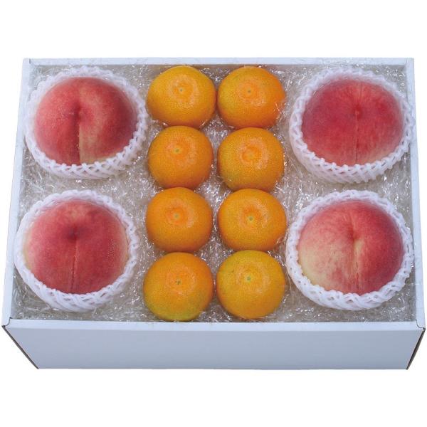 【商品名】 山梨の桃とハウスみかん詰合せ 【内容】山梨県産桃 220g ×4、ハウスみかん500g 【賞味期限】5日（目安） (表示期限の半分以上) 【商品について】夏を代表する山梨県産の桃とハウスみかんを詰合せた人気ギフトです。 【お届け...