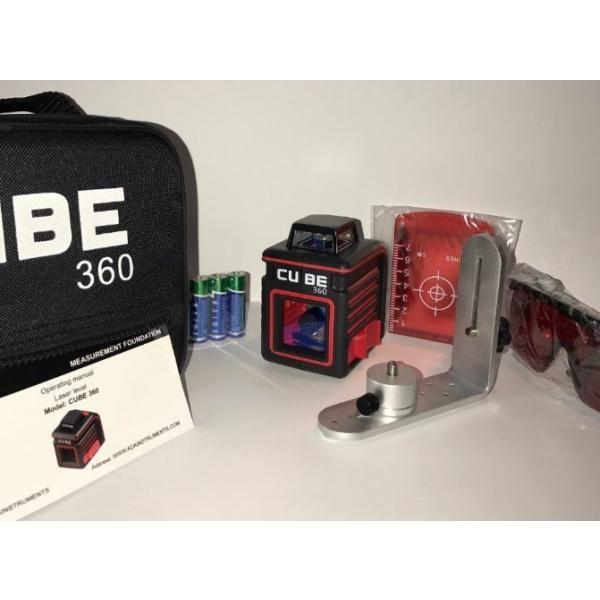 最先端技術を駆使した墨出器。従来360°ラインを出すのに４つの光源を使うが本機は光源一つで円錐ミラーに当てることで一周のラインを生成する。日本語取説付きこんな方にオススメ・水平全周出るので軽天作業の方・縦ライン床より10ｍｍから照射につきタ...