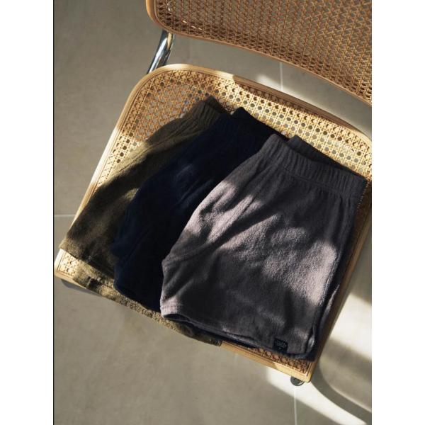 THING FABRICS｜着る今治タオルシリーズ｜快適な履き心地のボクサーショーツ「タオルを身にまとう贅沢な心地よさ。」今治の高品質タオル技術を活かし、極上の肌触りと快適な着用感を実現したボクサーショーツ。タオル地ならではのふんわりとした...
