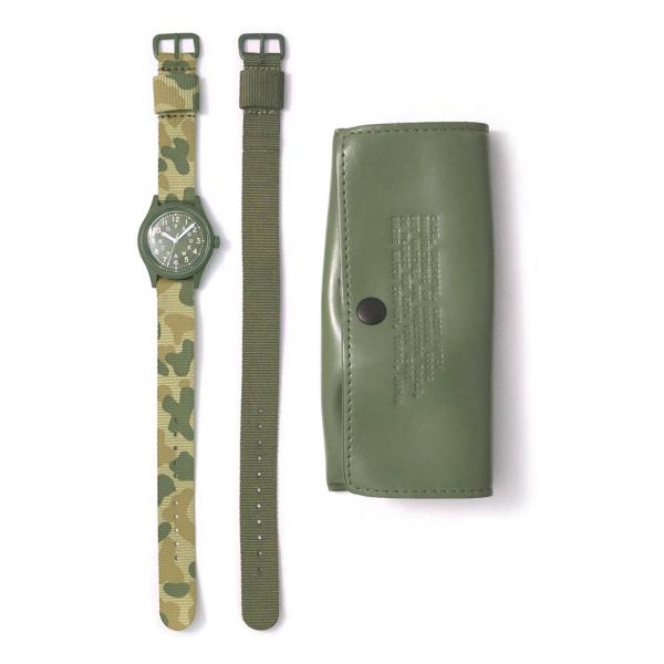 1970年代の軍用時計をモチーフにした VAGUE WATCH Co.ならではの手を加えたミリタリーモデルです.プラスチックに見える時計本体はステンレススチールを塗装による仕上げで表現しましたのでしっかりとした重量,質感を感じていただけます...