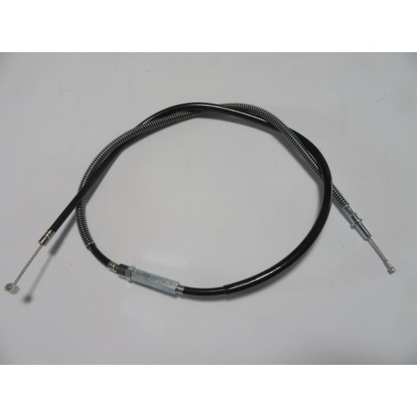 適合車種カワサキ　Z1/Z2　クラッチワイヤー STDです。アウター全長が約120センチ、ワイヤー全長が約130センチがです。インナーはステンレステフロンにより耐久性と摩擦抵抗を減し、クラッチワークが軽快になります。こだわって外周耐熱スプリ...