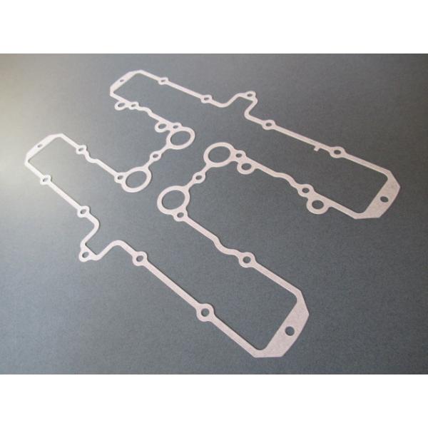 適合車種カワサキ純正　Z750GP　ヘッドカバーガスケットです。純正品にこだわる方必見です。★装着は安全の為プロショップ整備資格者にご依頼下さい。