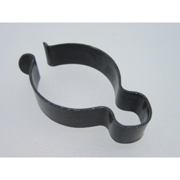 適合車種カワサキ　Z1/Z2　クラッチケーブル クランプ です。クラッチワイヤーのスムースな取り回しができ、エキパイとの接触も防止もできます。★装着は安全の為プロショップ整備資格者にご依頼下さい。※送料無料・ポスト投函の為、保証はありません。