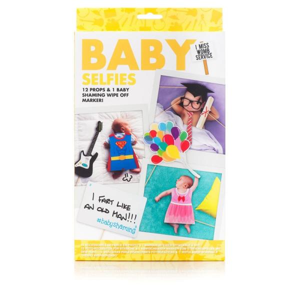 「自撮り」を意味するセルフィーが英語の辞書に載るなど、ブームというより、もはや日常のことになりましたね。さて、そんな自撮りですが赤ちゃんだってしたいはず！でも、赤ちゃんの服って制限がかなりありますよね。オシャレって言っても、まぁ、赤ちゃんぽ...