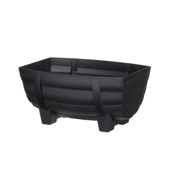 草花の寄植えが、お庭や玄関先に設置しやすいサイズのミニプランター。天然素材の愛着を感じる、カントリースタイルをイメージしたウッディ調のデザイン。足つきなので、鉢底が地面から浮いており、通気性と排水性の良い構造です。サイズ：W283xD195...