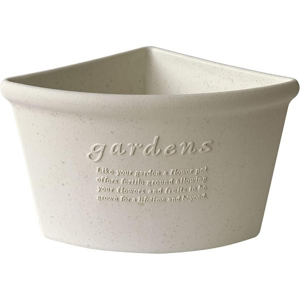 ベランダ、玄関周りなどのコーナー、段差などの省スペースを有効活用！暗くなりがちなデットスペースのコーナーを華やかに！コーナーにピタッと収まり、省スペースを有効活用したガーデニングが楽しめます。お部屋の中でも、ベランダ、玄関アプローチなどに是...