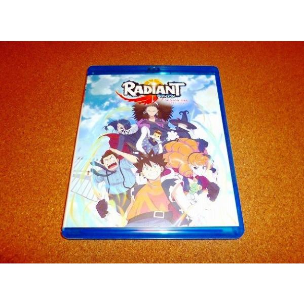 BD+DVDコンボパックからブルーレイのみ取り出した商品です。ブルーレイで第1期(1-12話)をご視聴いただけます。表紙と収納ケースも付いております。常にご用意できる商品ではありませんので、ご注文はお早めにお願いいたします。(_ _)-第1...