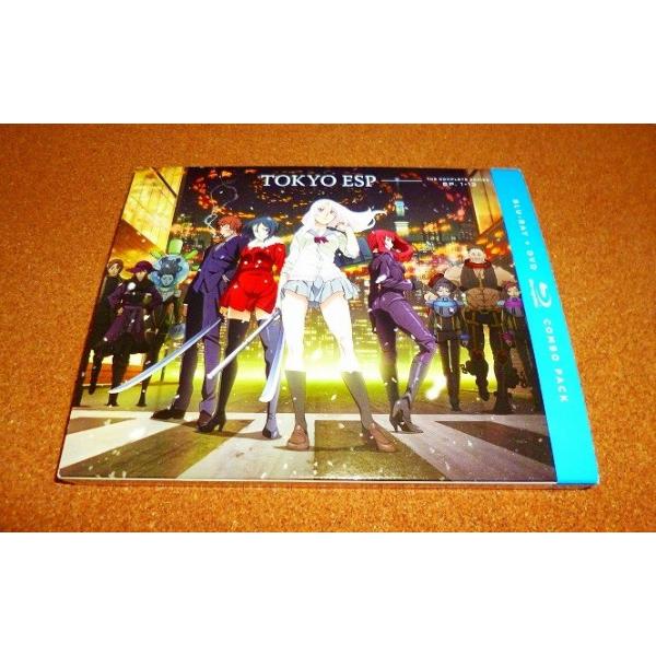 BD+DVDコンボパックからDVDのみ取り出した商品です。DVDで全12話をご視聴いただけます。紙製スリーブと収納ケースは付属しますが、表紙は付属しませんので、ご了承ください。常にご用意できる商品ではありませんので、ご注文はお早めにお願いい...