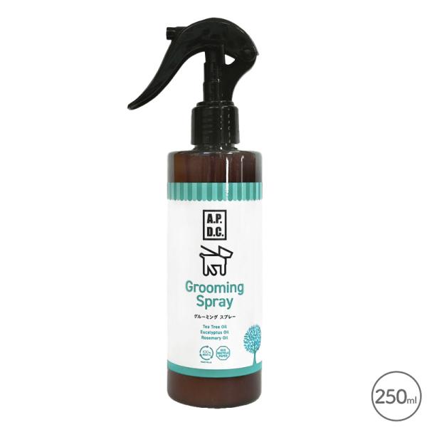 ブラッシング前にスプレーする被毛を保護するスプレーです。健康的でツヤのある仕上がりに加えて、ティーツリーの爽やかな香りが持続します。【使用方法】日常のお手入れやシャンプー後のブロー時に、犬の体全体にスプレーし、ブラッシングしてください。また...