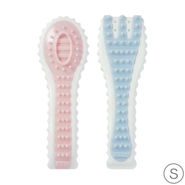 ソフトなスプーンモチーフと、ハードなフォークモチーフのチュートイ。表面の凹凸で遊びながらデンタルケア。ほのかなミントの香り付き！鉛を含む重金属の溶出試験（EN71part3）に準拠し安心です。【サイズ】ソフト スプーン：約 W3×D3.5×...