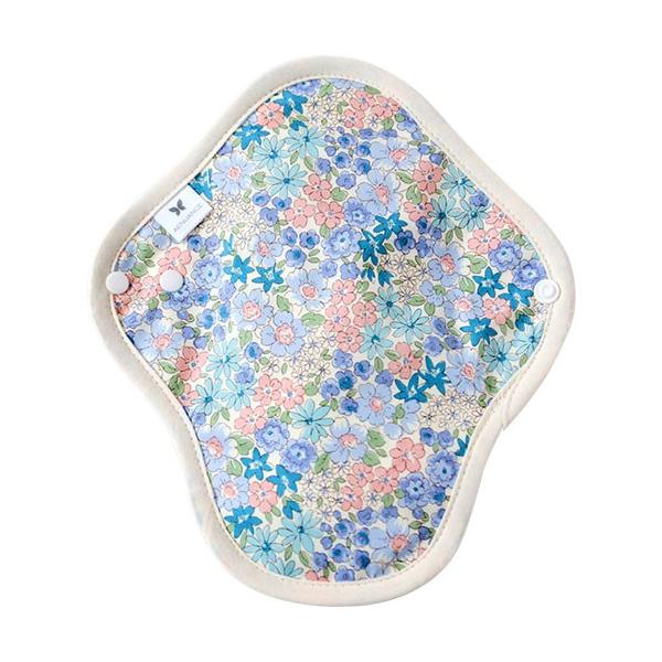 多い日昼用の生理ナプキンに最適な、羽根部分まで防水布を入れた、布ナプの経験者でもはじめての方でも使いやすい一体型の布ナプキンです。肌面が毛玉ができにくいオーガニックコットンのニット生地で、ショーツと同じ優しい肌ざわりと、素肌感が優れています...