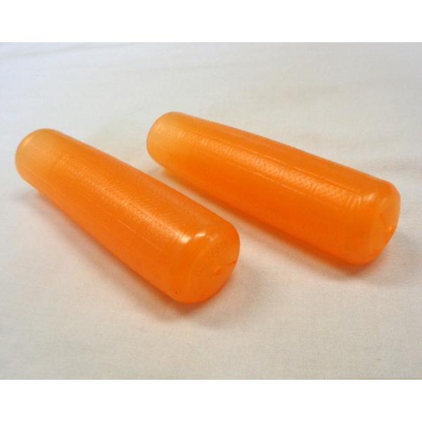 ★自転車 ハンドル グリップ ニギリ クリアグリップ TRiREED ★カラー：オレンジ全長(mm)103適合ハンドル径(Φmm)22.2 外径(mm)：約30※未使用ですが、保管状況により、汚れなど発生の恐れもございます。画像にてご判断く...