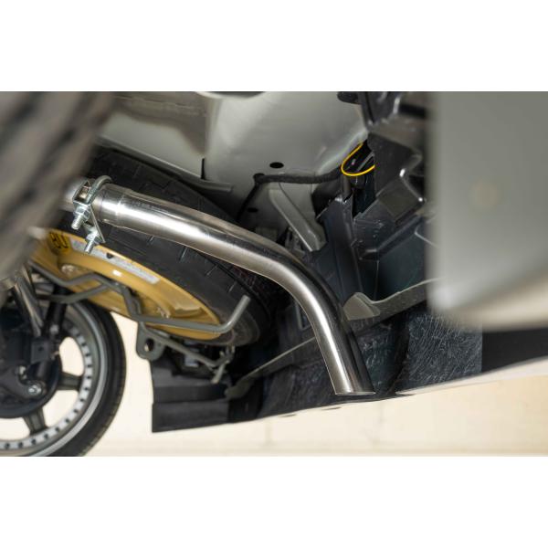 商品名AFFECTIONDA17Wエブリイ　マフラーカッターメーカーアフェクションDA17Wリアスポイラー・リアハーフスポイラー専用に開発したマフラーカッター。排ガスが車内にこもらないよう対策しており、キャンプや車中泊、渋滞などで活躍します...