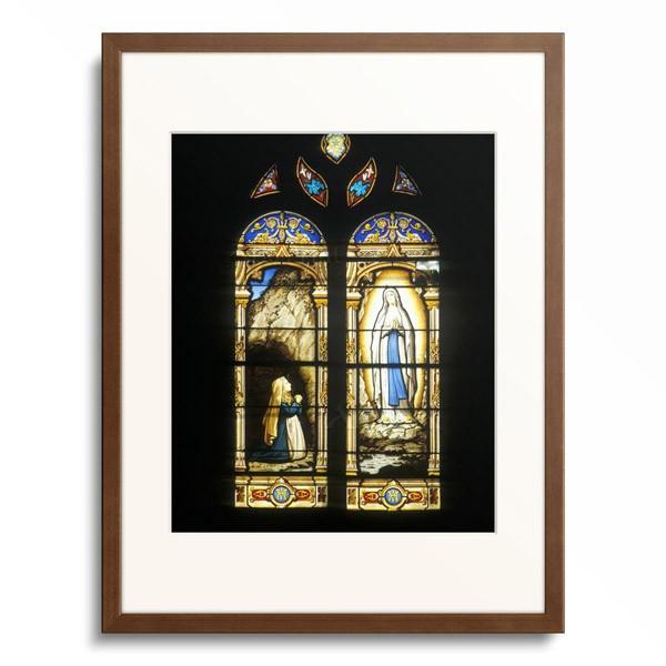 Imagetitle: Bernadette Soubirous with the virgin Mary. Medium: http://images.google.de/images?hl=de&amp;q=stained-glass%...