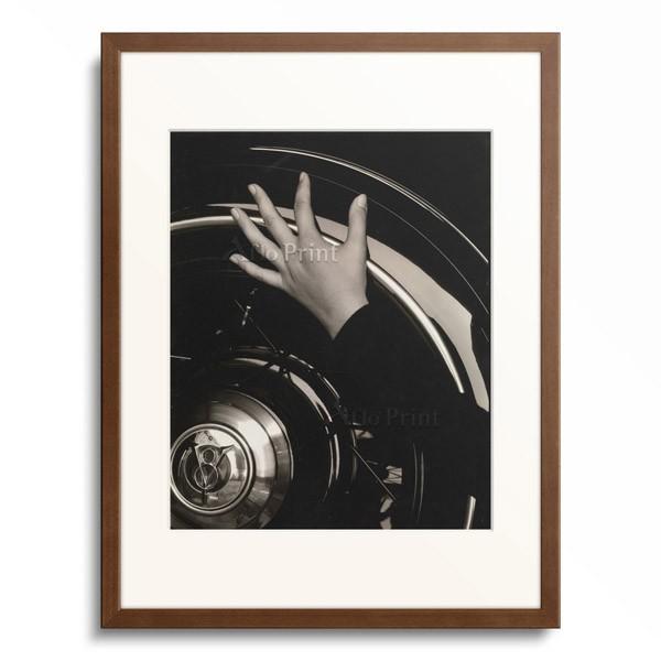 Stieglitz, Alfred 1864-1946.Georgia O'Keeffe-Hand and Wheel, Photograph, 1933.Gelatin silver print.Inv. Nr. 1997.61.39Ne...