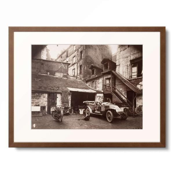 Atget, Eugene 1857-02-02-1927-08-04.Cour, 7 rue de Valence, Photograph, 1922.Gelatin silver print from glass negative.In...