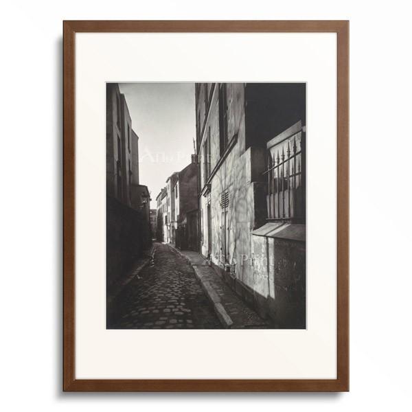 Atget, Eugene 1857-02-02-1927-08-04.Rue St. Rustique, Montmartre, Photograph, 1922.Gelatin silver print.Inv. Nr. 56.610....