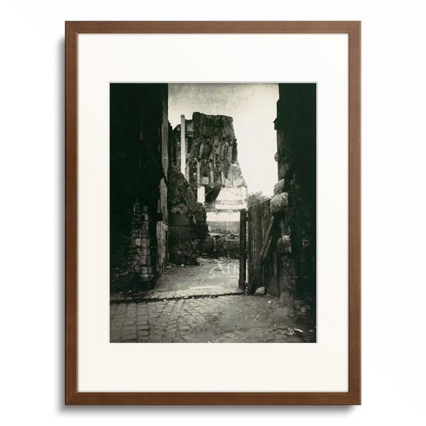Atget, Eugene 1857-02-02-1927-08-04.Coin rue du Cimitiere, Saint-Benoit, Photograph, 1923.Gelatin silver print.Inv. Nr. ...