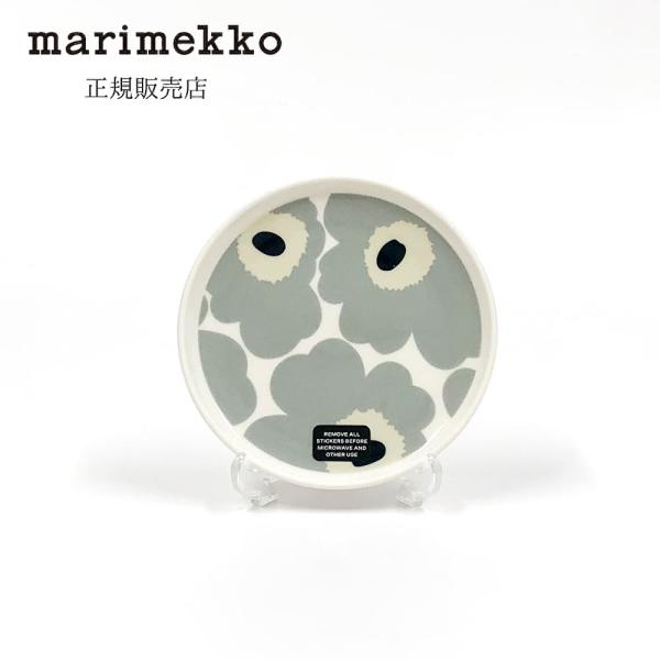 【マリメッコ正規販売店】ブランド：marimekko（マリメッコ）柄：Unikko（ウニッコ）サイズ（約）：直径13.5cm　高さ1.5cm材　質：磁器※電子レンジ、オーブン、食洗器対応※材質の特性上、表面にピンホール（小さな穴）や黒い点が...
